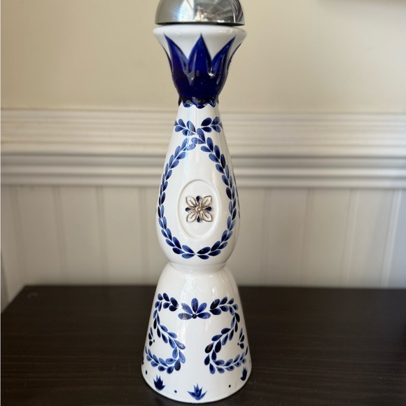 Clase Azul | Accents | Clase Azul Navy And White Floral Ceramic Tequila ...